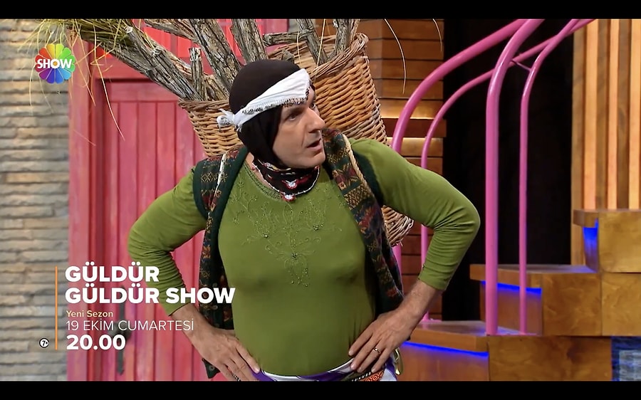 Güldür Güldür Show'un Yeni Skeci Yayınlandı: Ecem Erkek Naime'ydi, Naim ...