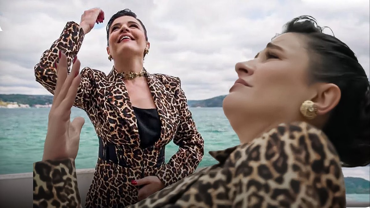 Leyla Dizisindeki Dansını Yaptı: Gonca Vuslateri'yi Sahnesine Davet Eden Hülya Avşar'dan Tuhaf ...