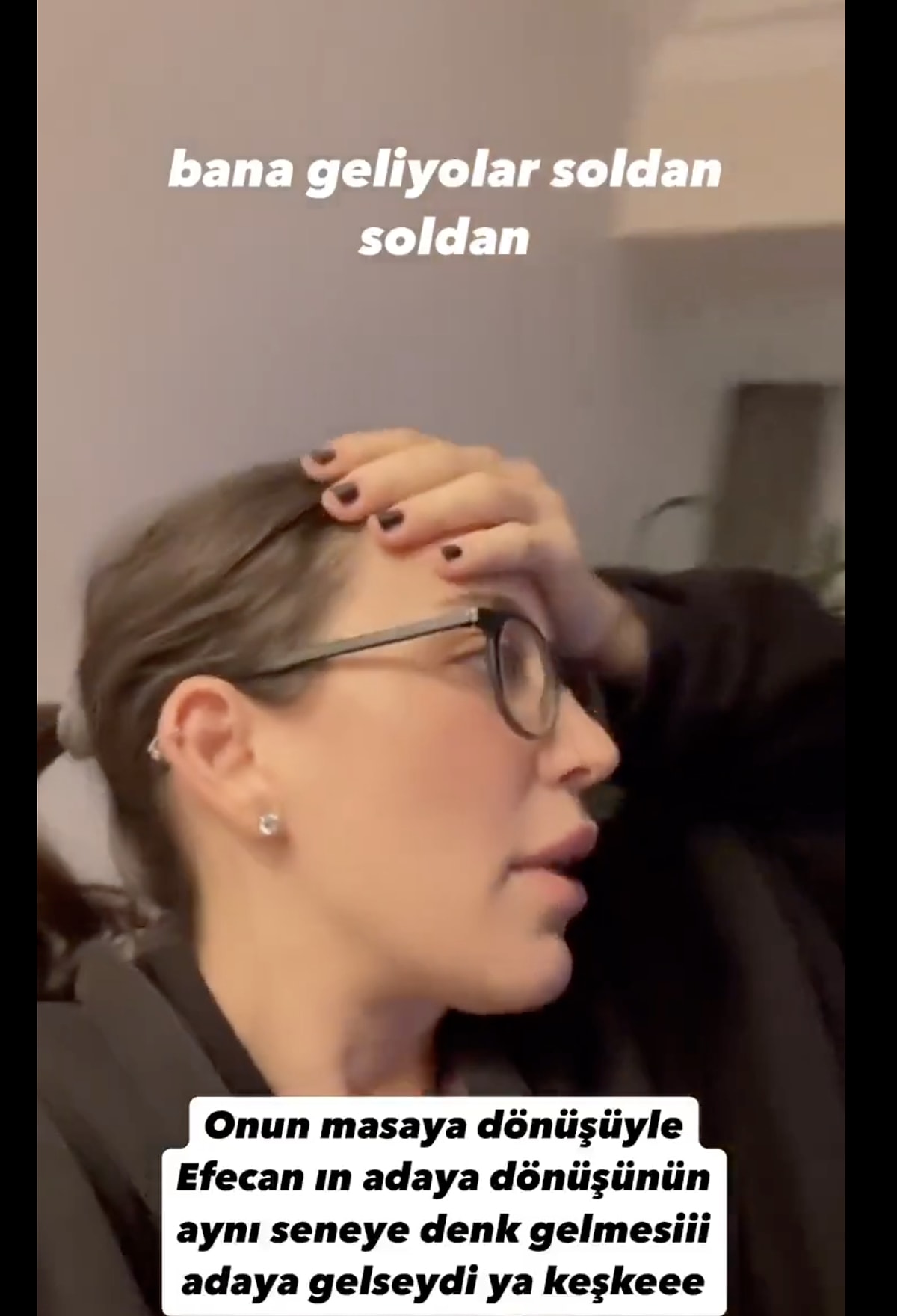 Survivor Efecan'ın Eşi Yorumcu Olarak Semih'i Görünce Kendini Tutamadı - Onedio