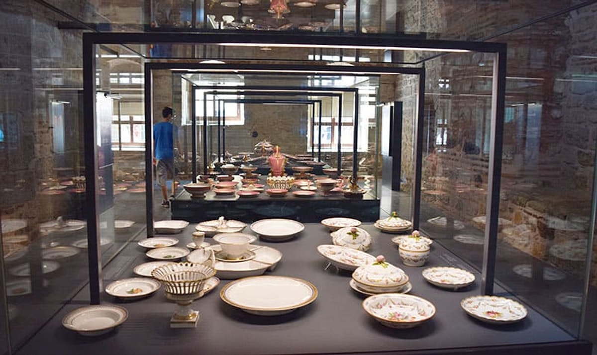 The Secret Behind the Ottoman Sultans' Use of Poison-Detecting ...