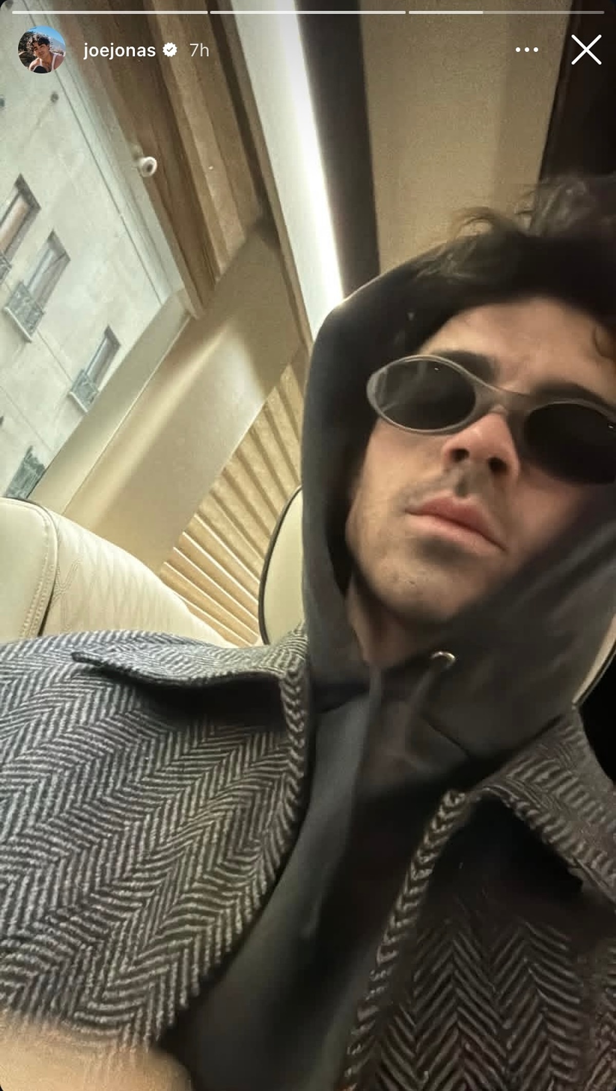 Cardi B'nin Evinden Pijamalı Millie Bobby Brown'a 30 Ocak'ta Yabancı Ünlülerin Instagram ...