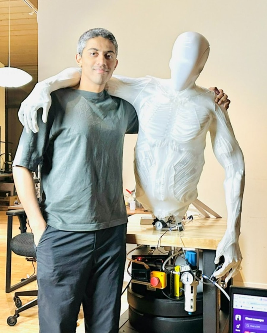 Meet Protoclone: The World’s First Human-Like Robot with Synthetic ...
