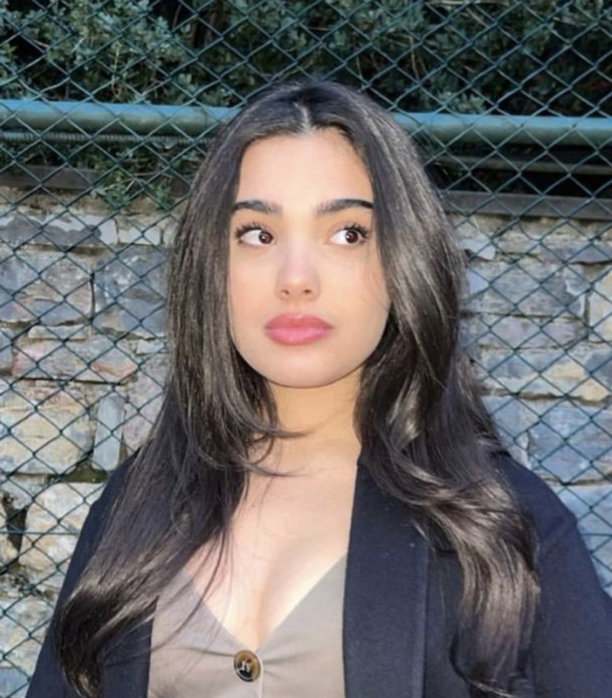 Lizge Cömert Kimdir? Lizge Cömert Çarpıntı Dizisi. - Onedio