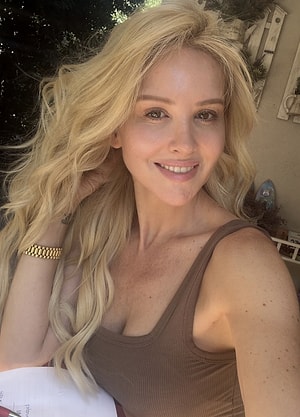 Meltem Acet Kimdir? Meltem Acet Neden Gözaltına Alındı? - Onedio