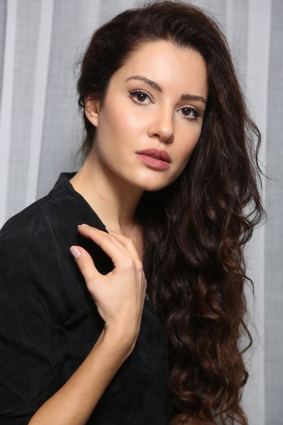 Ece İrtem Kimdir? - Onedio