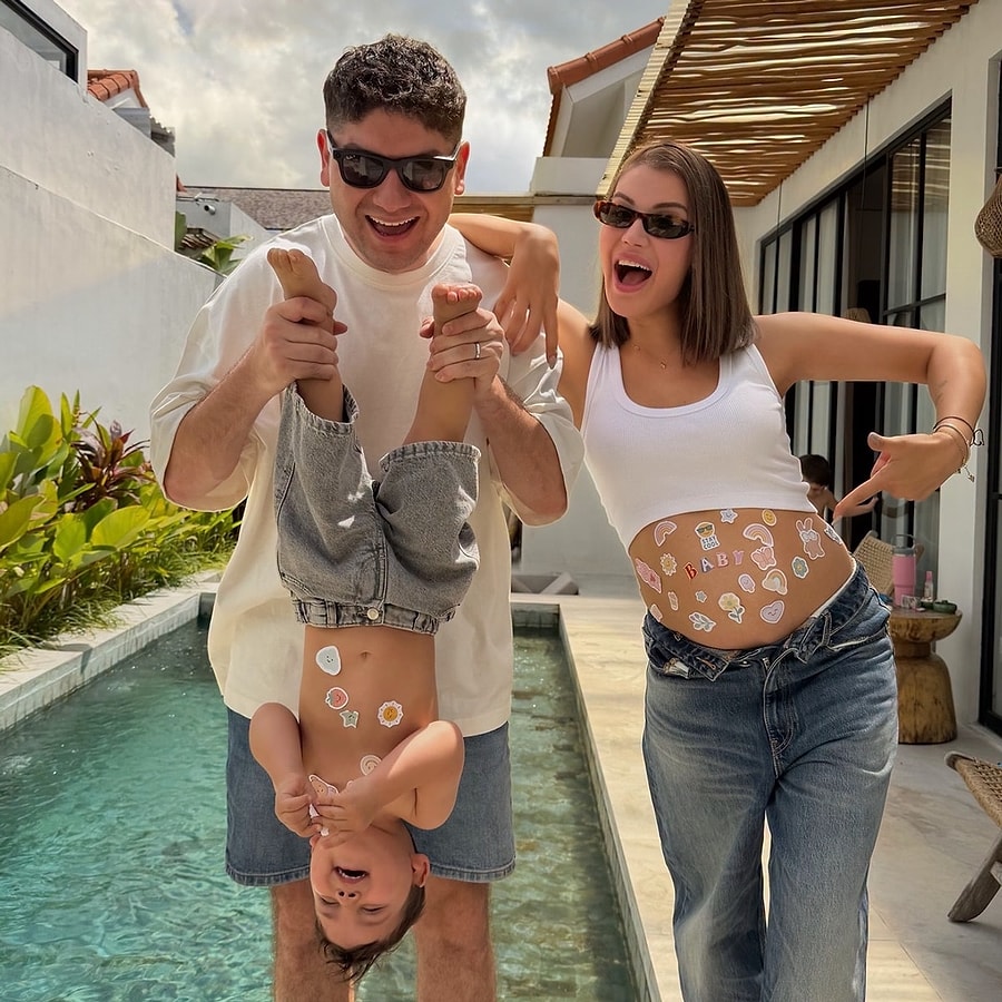 Atakan and Selen Özyurt Reveal Their Baby’s Gender! - Onedio